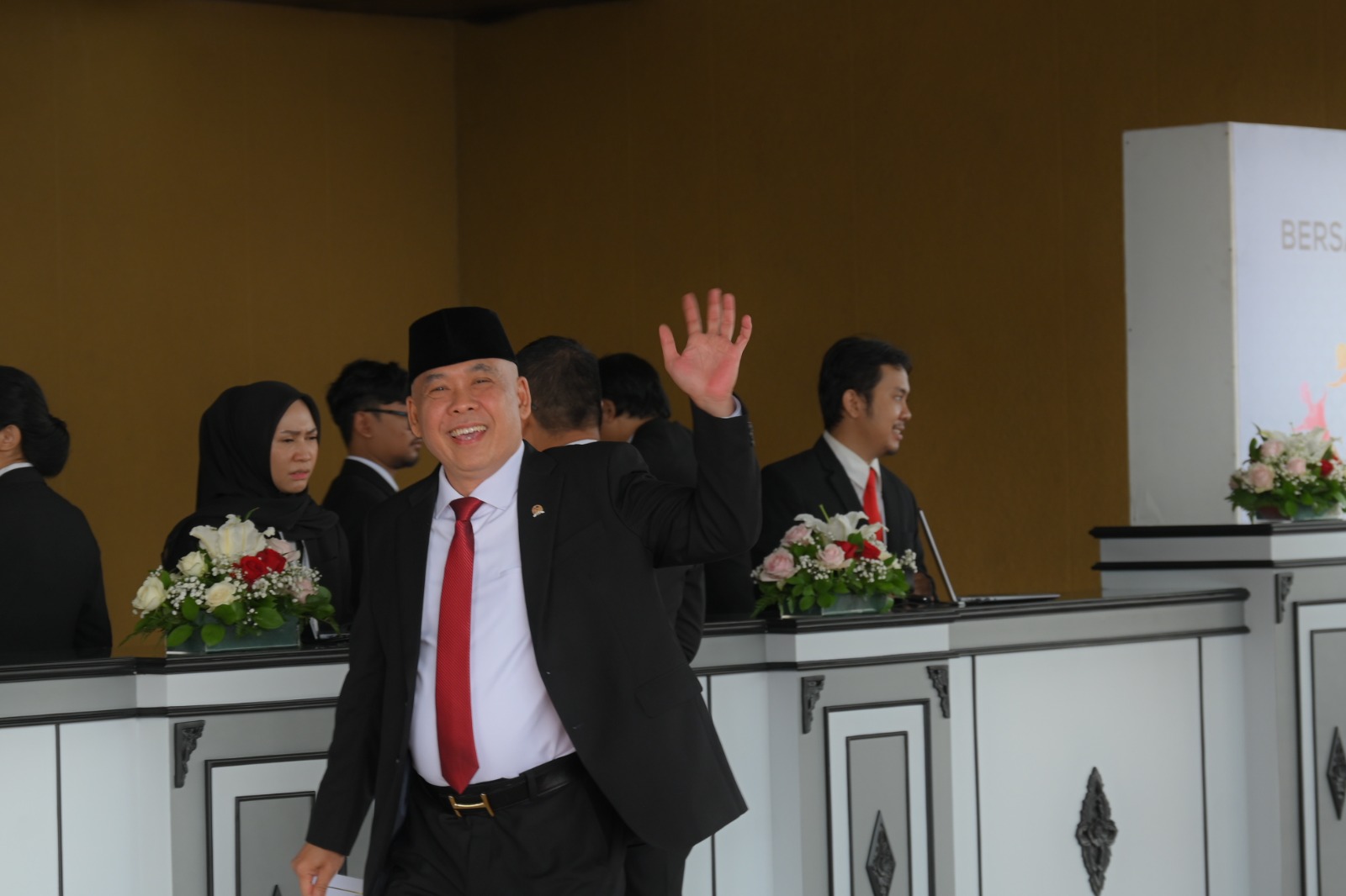 Resmi dilantik jadi anggota DPR RI, Hergun Hattrick ke Gedung Senayan ...